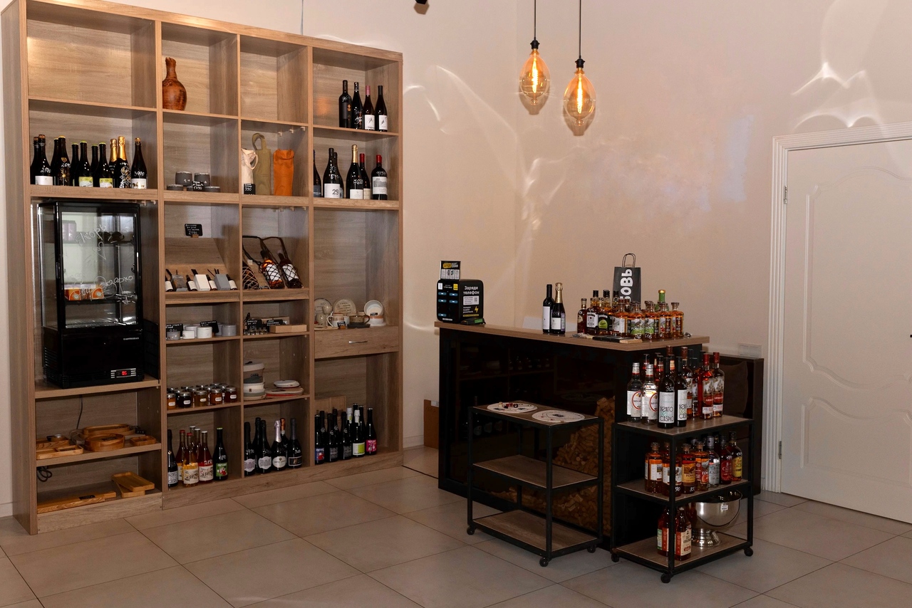LADOGA Wine Сочи, ул. Горького, д.77 Монополь Краснодарский край, г ...